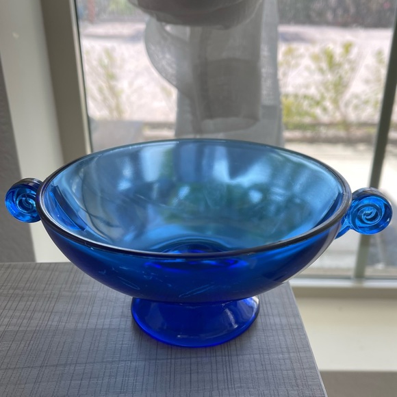 Accents | Vintage Royal Blue Glass Art Bowl | Poshmark